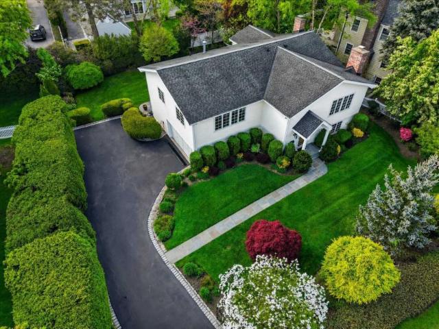 4 bedroom, NY NY LS102052874