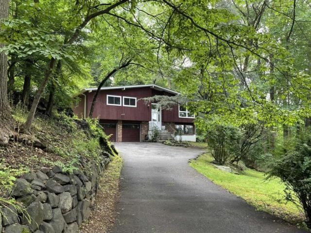 4 bedroom, NY NY LS102245208