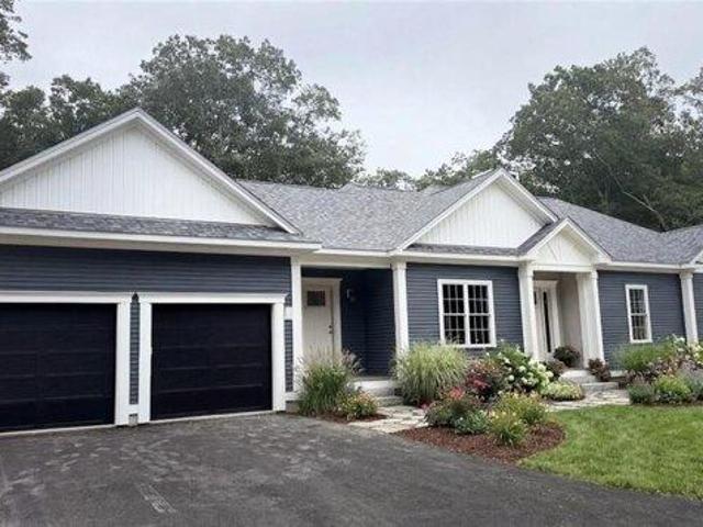 4 bedroom, Smithfield RI 02917 102371075