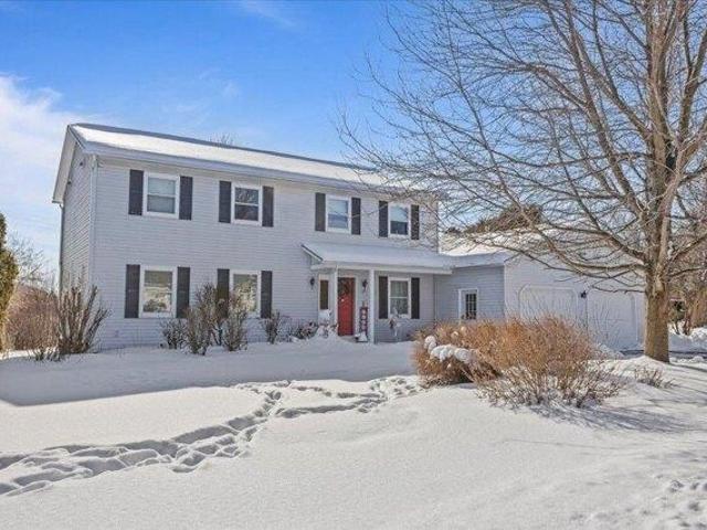 4 bedroom, South Burlington VT 05403 102255157