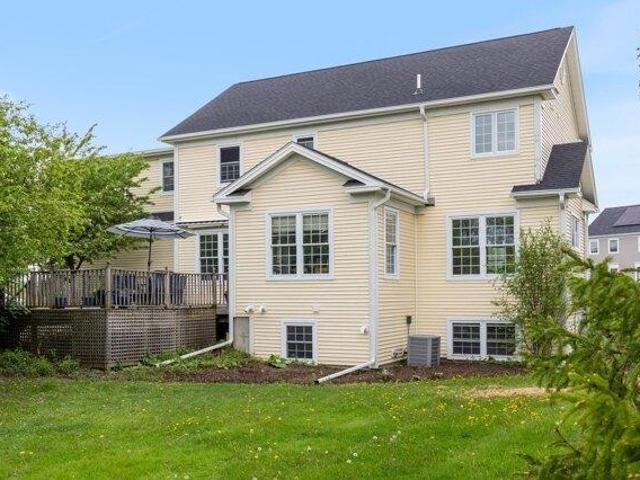 4 bedroom, South Burlington VT 05403 104076767
