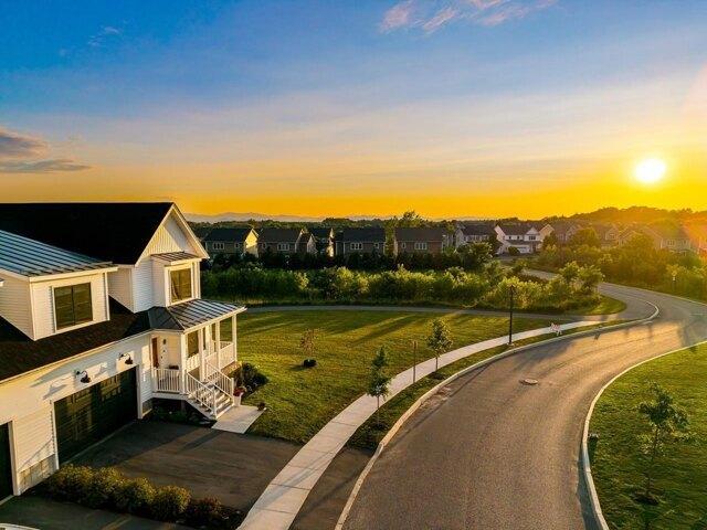 4 bedroom, South Burlington VT 05403 105190957