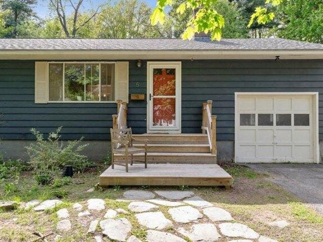 4 bedroom, South Burlington VT 05403 105192786