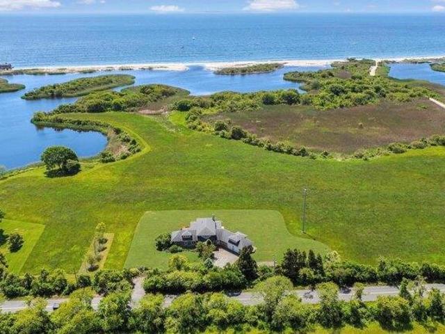 4 bedroom, South Kingstown RI 02879 103184929