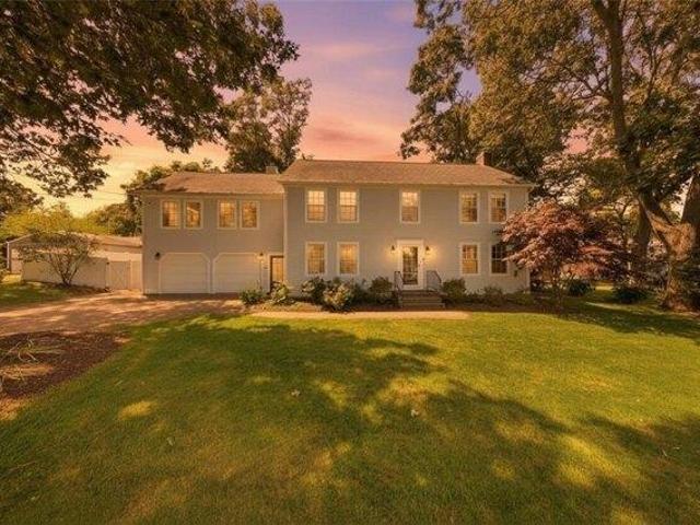 4 bedroom, South Kingstown RI 02879 105174583