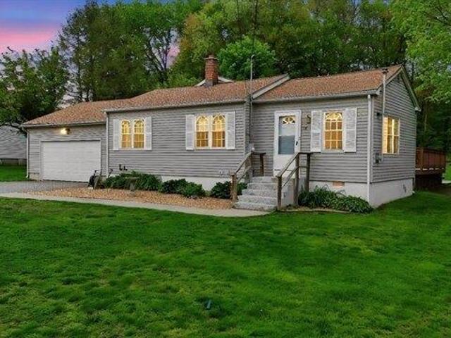 4 bedroom, South Hadley MA 01075 103074851