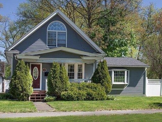 4 bedroom, South Hadley MA 01075 103101012