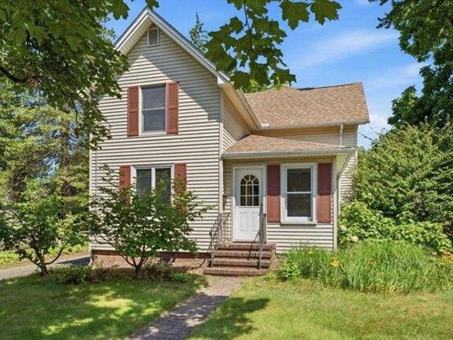 4 bedroom, South Hadley MA 01075 104994664