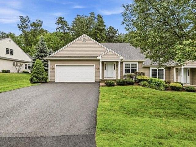 4 bedroom, South Hadley MA 01075 104994746