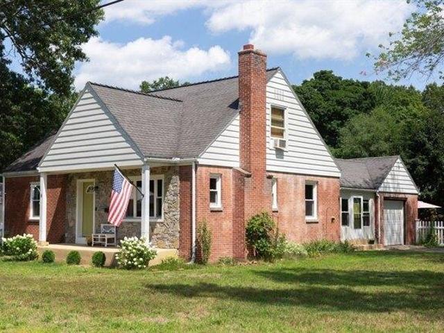 4 bedroom, South Hadley MA 01075 105172093