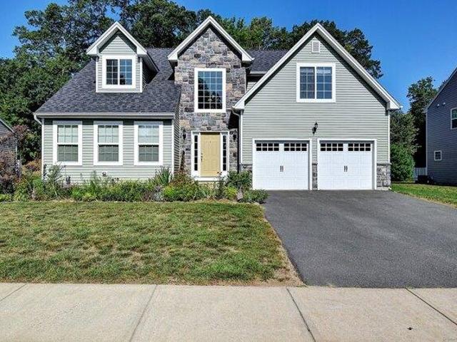 4 bedroom, South Windsor CT 06074 101780961