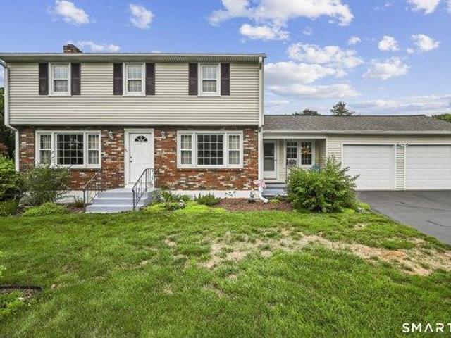 4 bedroom, South Windsor CT 06074 105124854