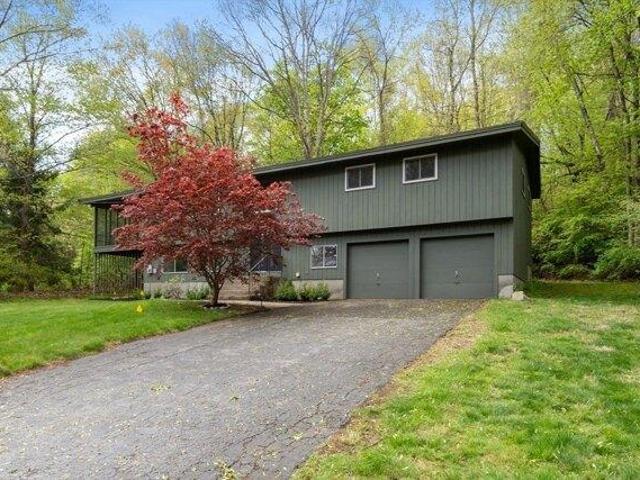 4 bedroom, Southborough MA 01772 LS103016983