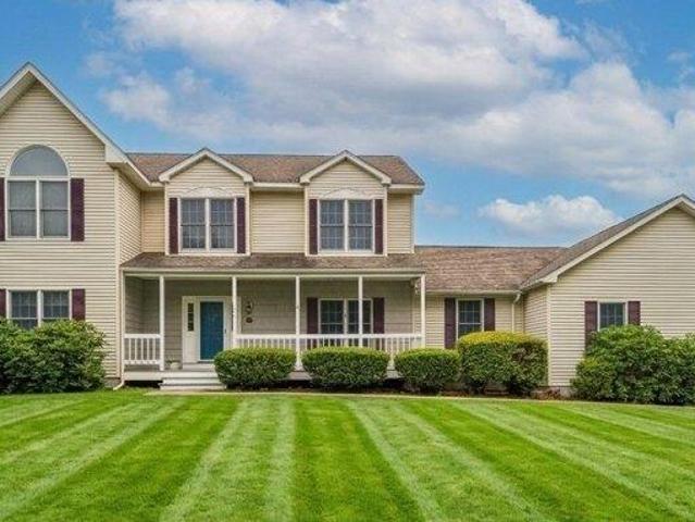 4 bedroom, Southborough MA 01772 104569068