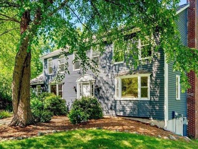 4 bedroom, Southborough MA 01772 105041473