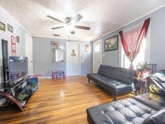 4 bedroom, Southbridge MA 01550 105083038