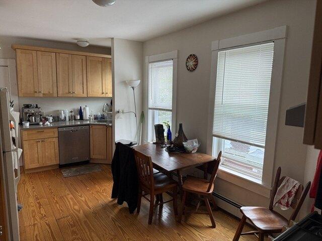 4 bedroom, Somerville MA 02143 103160190
