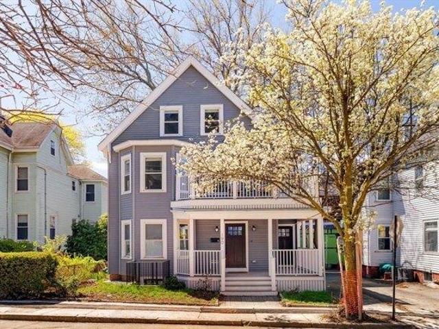 4 bedroom, Somerville MA 02144 102212578