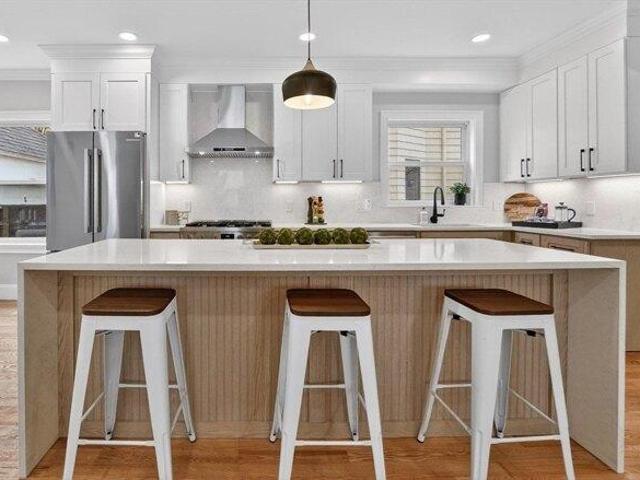 4 bedroom, Somerville MA 02144 104541768