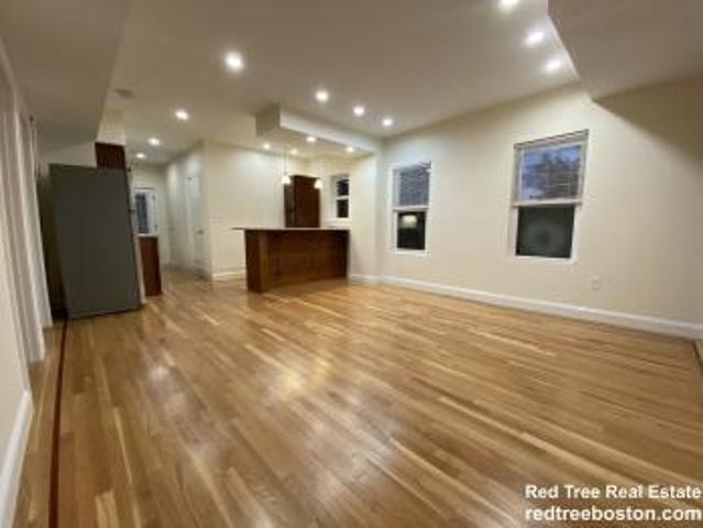 4 bedroom, Somerville Somerville 87553076