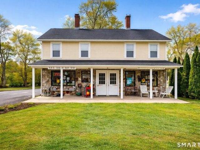 4 bedroom, Somers CT 06071 102443951