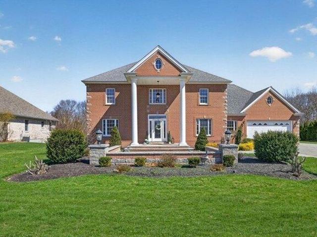 4 bedroom, Somerset MA 02726 LS101660338