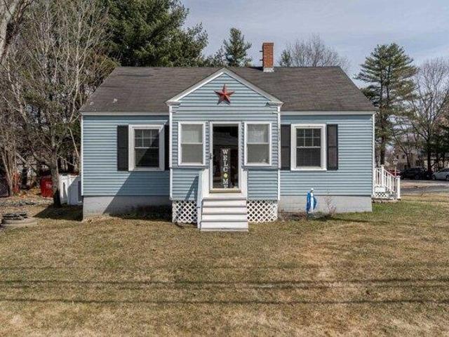 4 bedroom, Somersworth NH 03878 102279437