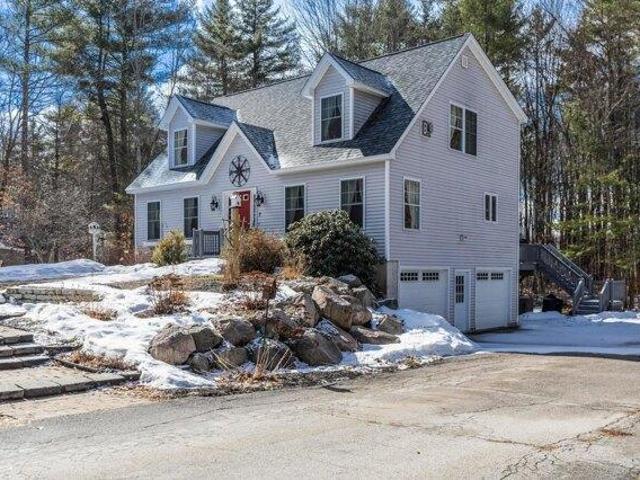 4 bedroom, Somersworth NH 03878 LS101998224