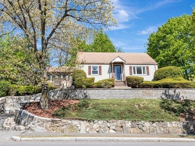 4 bedroom, Saugus MA 01906 104538907