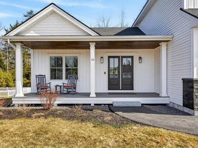 4 bedroom, Saco ME 04072 LS102155434