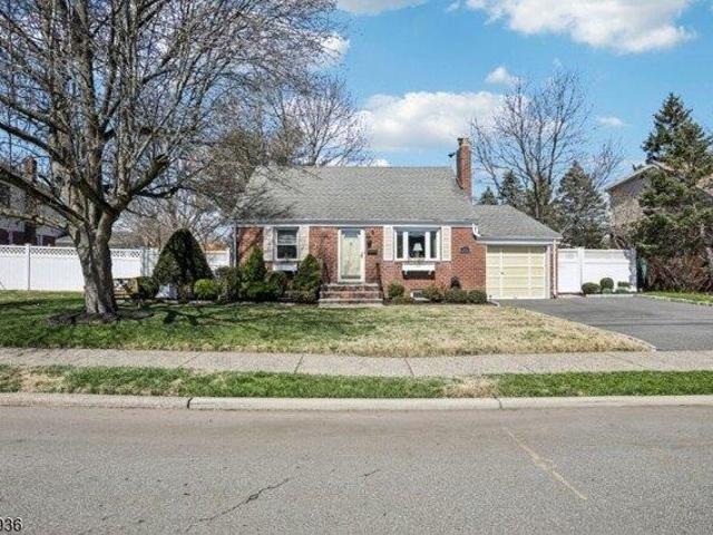 4 bedroom, Saddle Brook NJ 07663 102565001