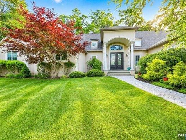 4 bedroom, Saddle River NJ 07458 105173510