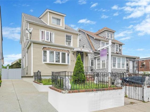 4 bedroom, Saint Albans NY 11412 72692101
