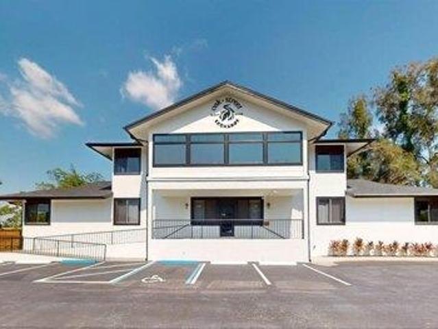 4 bedroom, Saint Petersburg FL 33716 LS89153460