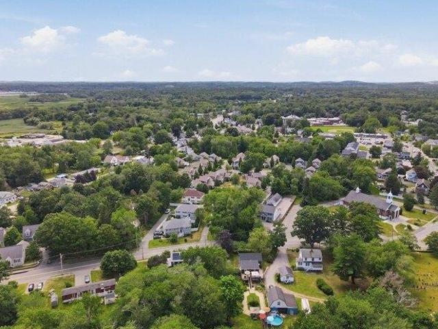 4 bedroom, Salisbury MA 01952 105094675