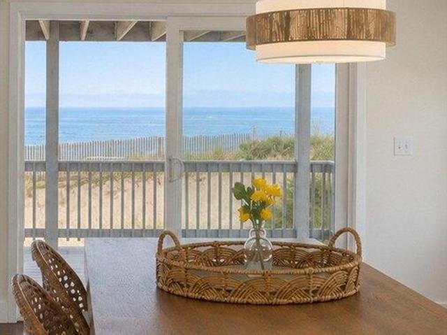 4 bedroom, Salisbury MA 01952 105107012