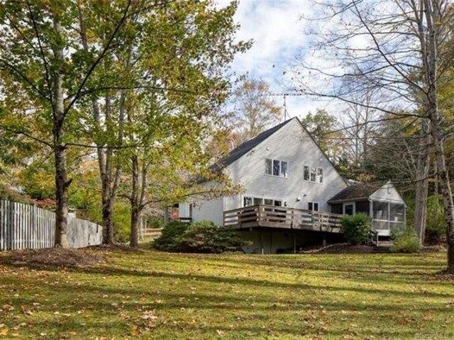 4 bedroom, Salisbury CT 06039 LS102345139