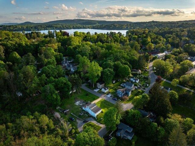 4 bedroom, Salisbury CT 06039 105125167