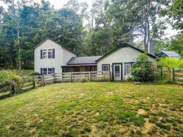 4 bedroom, Salt Point NY 12578 104903351