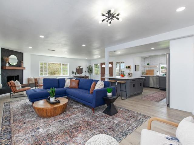 4 bedroom, San Diego CA 92114 LS62940278