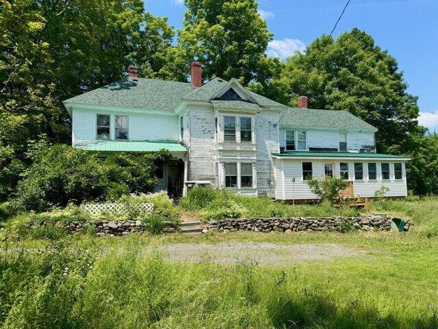 4 bedroom, Sangerville ME 04479 102446152