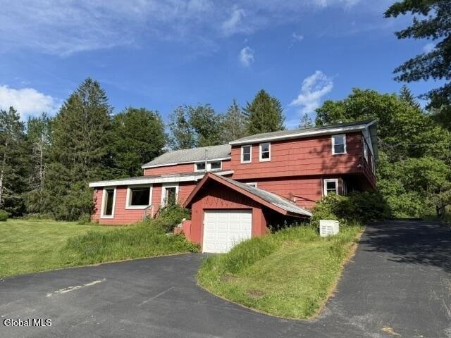 4 bedroom, Sand Lake NY 12153 103621265