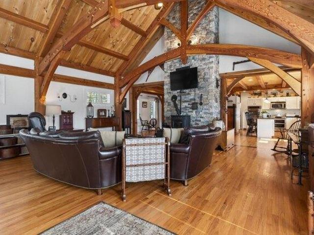 4 bedroom, Sandown NH 03873 102154797