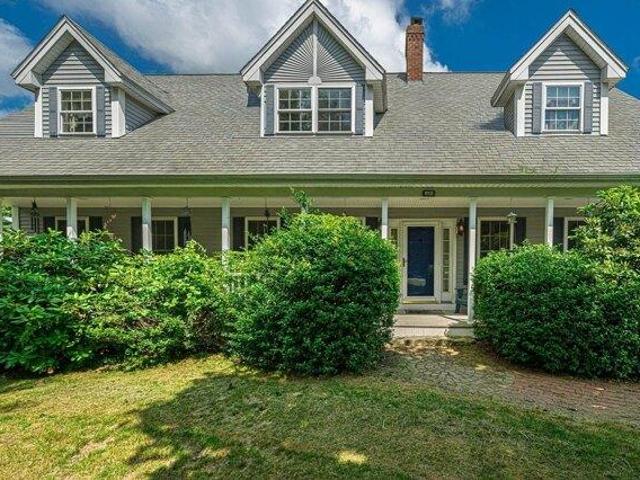 4 bedroom, Sandown NH 03873 104811403