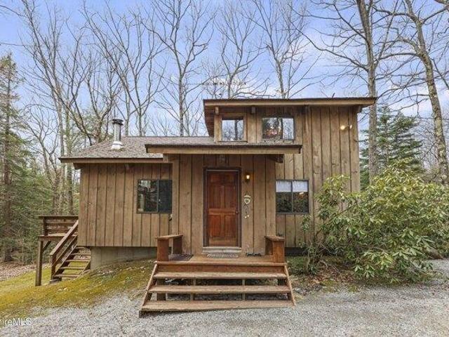 4 bedroom, Sandisfield MA 01255 LS102411641