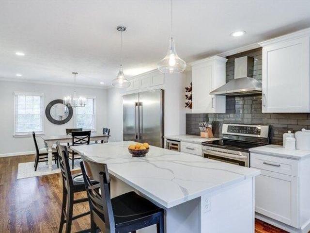 4 bedroom, Sandwich MA 02537 104790032