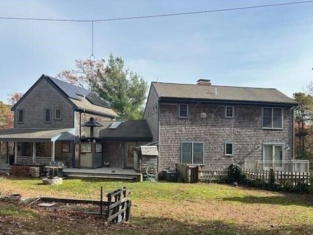4 bedroom, Sandwich MA 02537 105114022