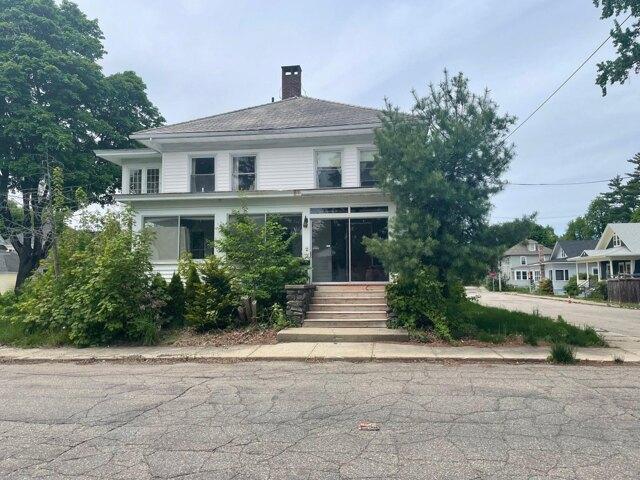 4 bedroom, Sanford ME 04073 103099240