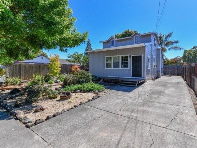4 bedroom, Santa Rosa CA 95404 88428759