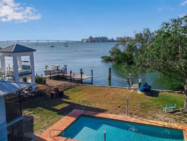 4 bedroom, Sarasota FL 34236 LS100902394